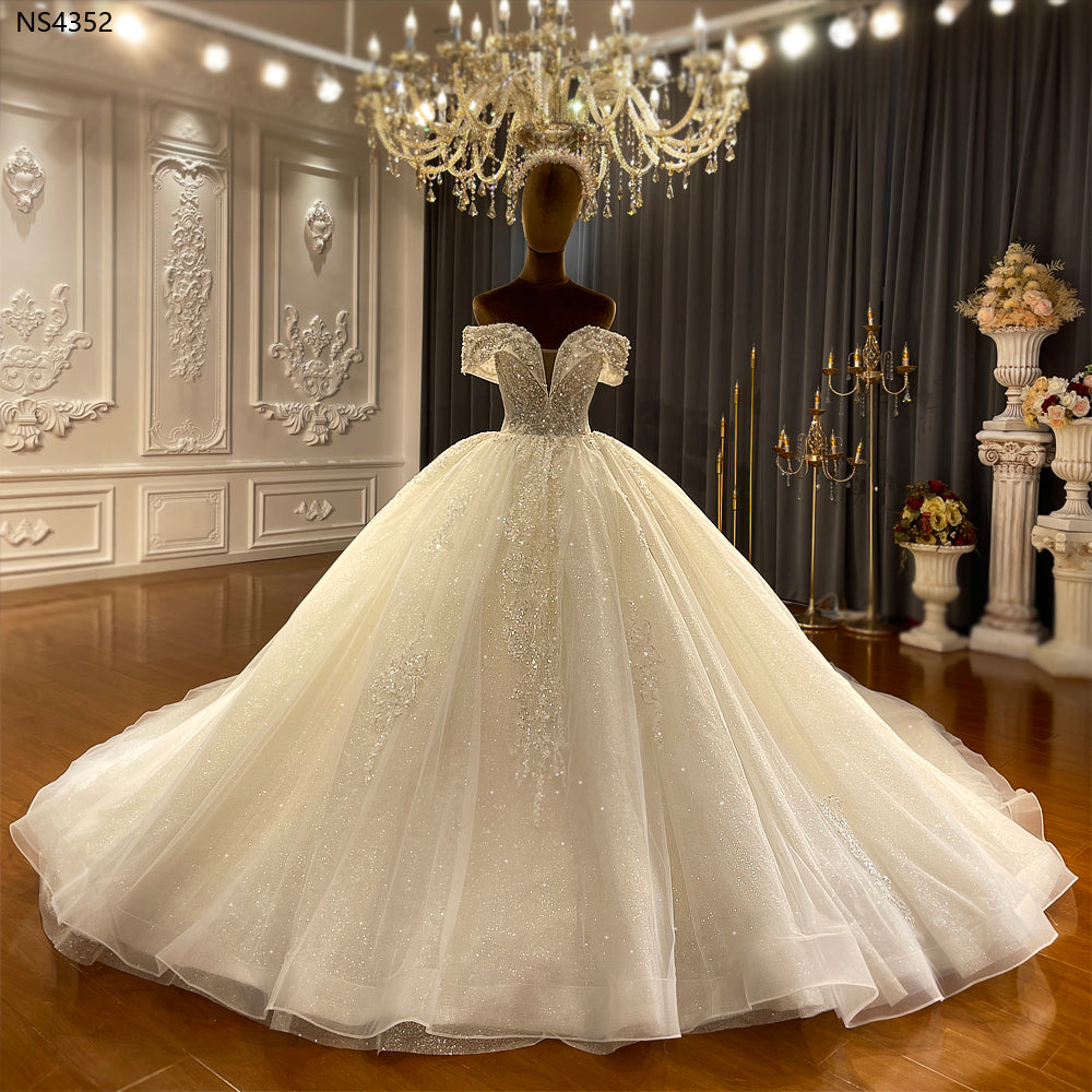 Amanda Novias Real Photo Design With Affordable Price Wedding Dress ...